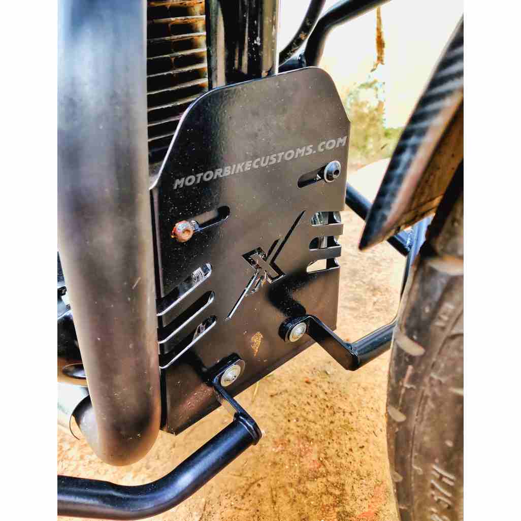 Premium Backrest with Carrier for Honda H'ness | MotorbikeCustoms