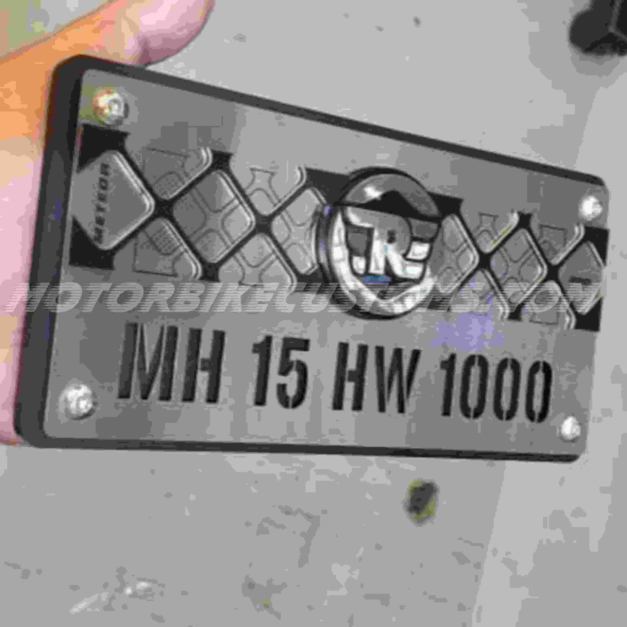 Metal Chrome Shine Number Plates For All Bike | MotorbikeCustoms ...